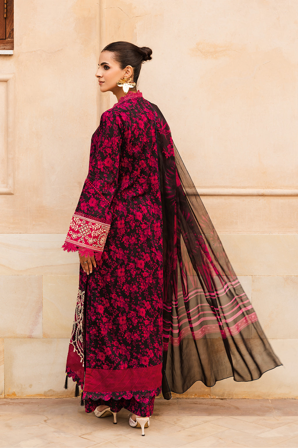 JH-135-ROZ – Johra