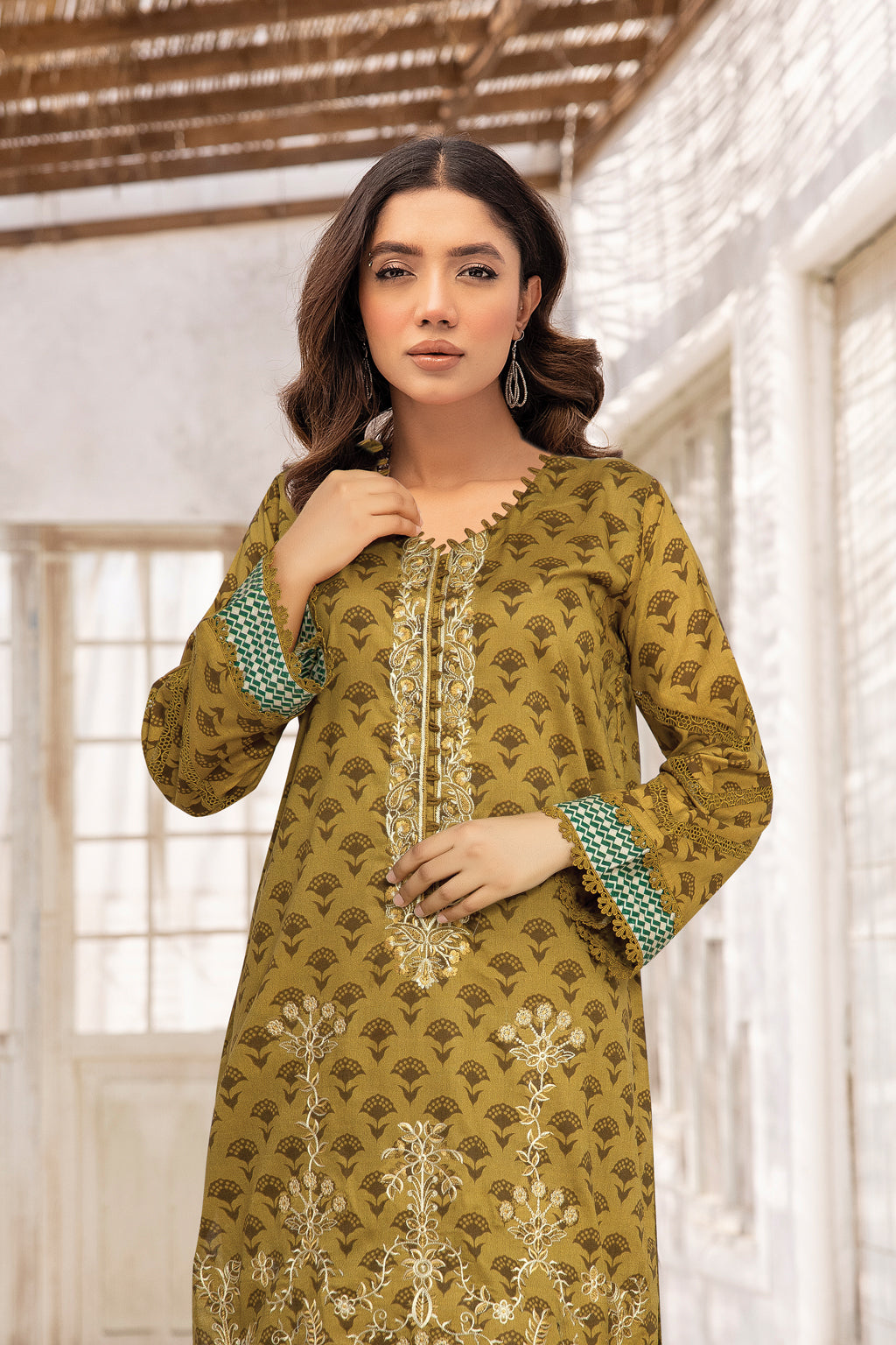 JH-748-EVA – Johra